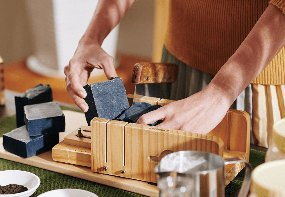 Sodium Hydroxide, Caustic Soda, Lye Powder UK | TheSoapery